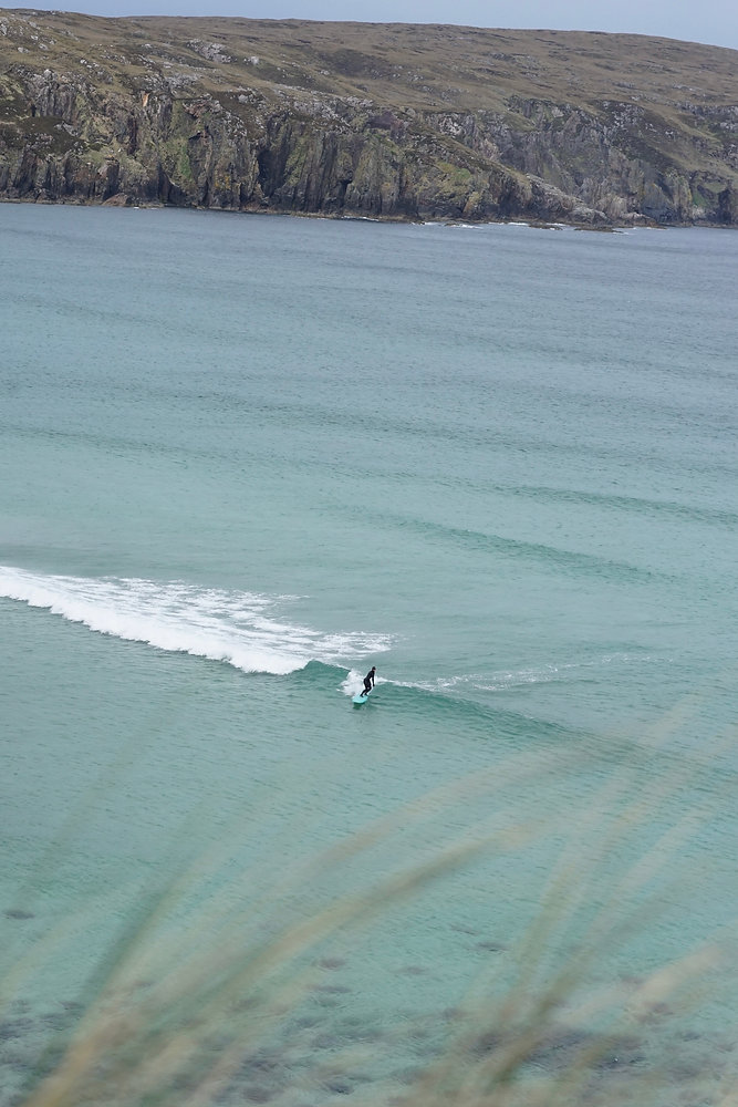 Surfing Scotland's islands: Wild nature and pristine beaches on the ...