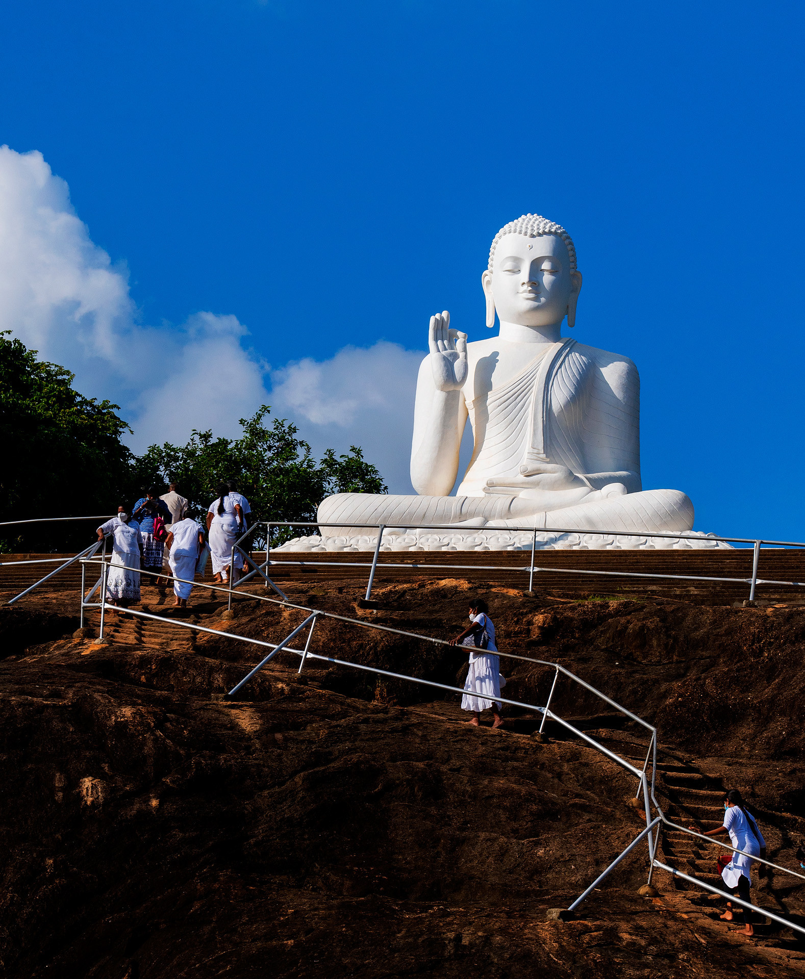 Mihintale Buddha Statue | Unique Sri Lanka