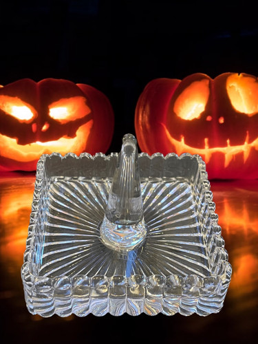 Crystal Charging | Tunnel2Light