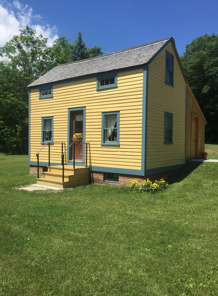 A Dedication: The Fitch-Hoose House