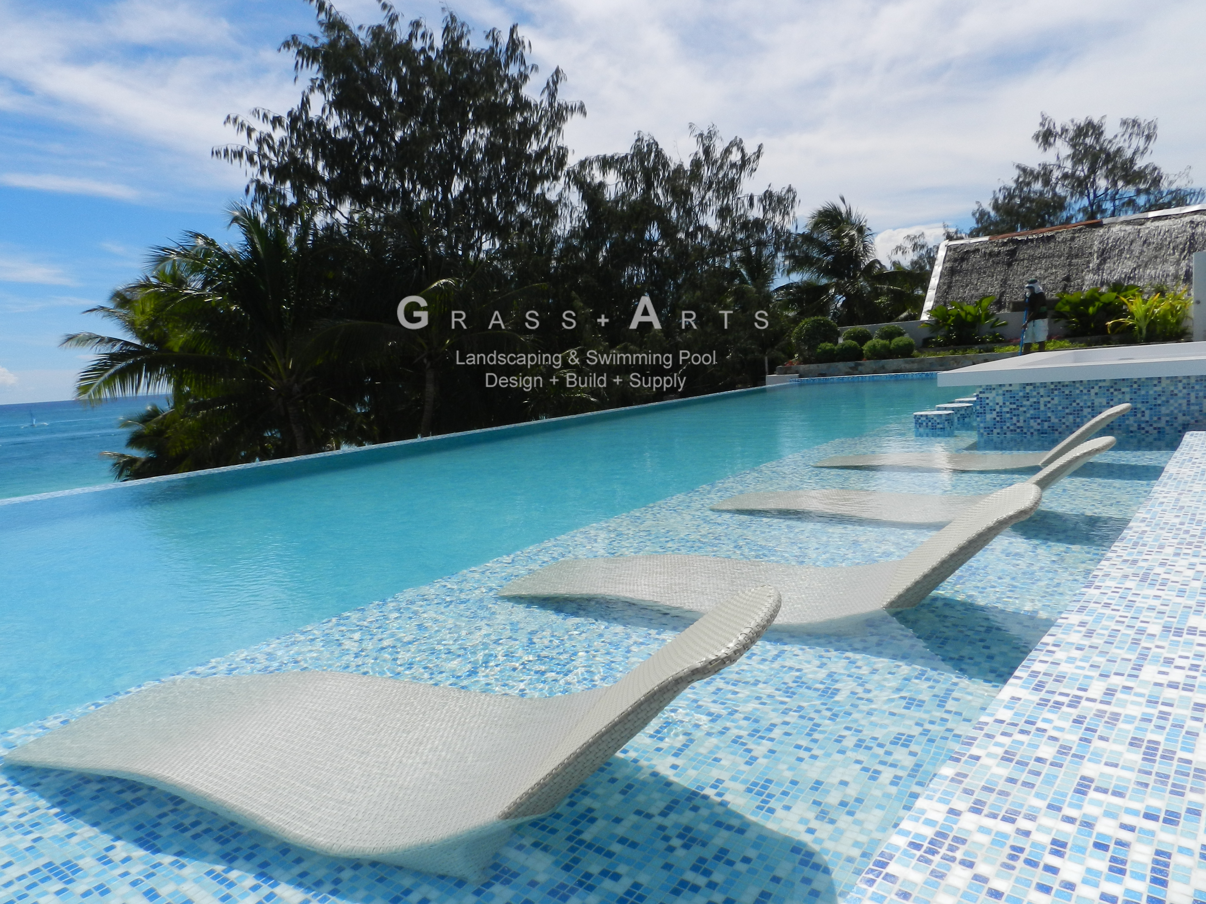Swimming-pool | Grass and Arts - Landscape and Pool Contractor