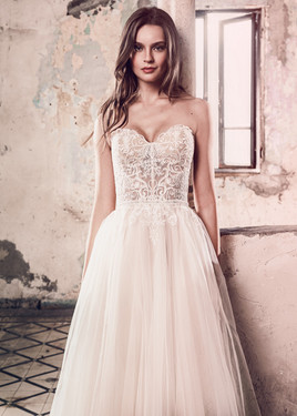 Signature Collection | Riki Dalal: Designer Wedding Dresses