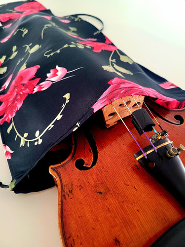 Viola Bag Red Spanish Roses | Carmen Bruna