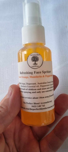 Mandarin, Orange and Peppermint Face Spritzer | Perfect blend aroma