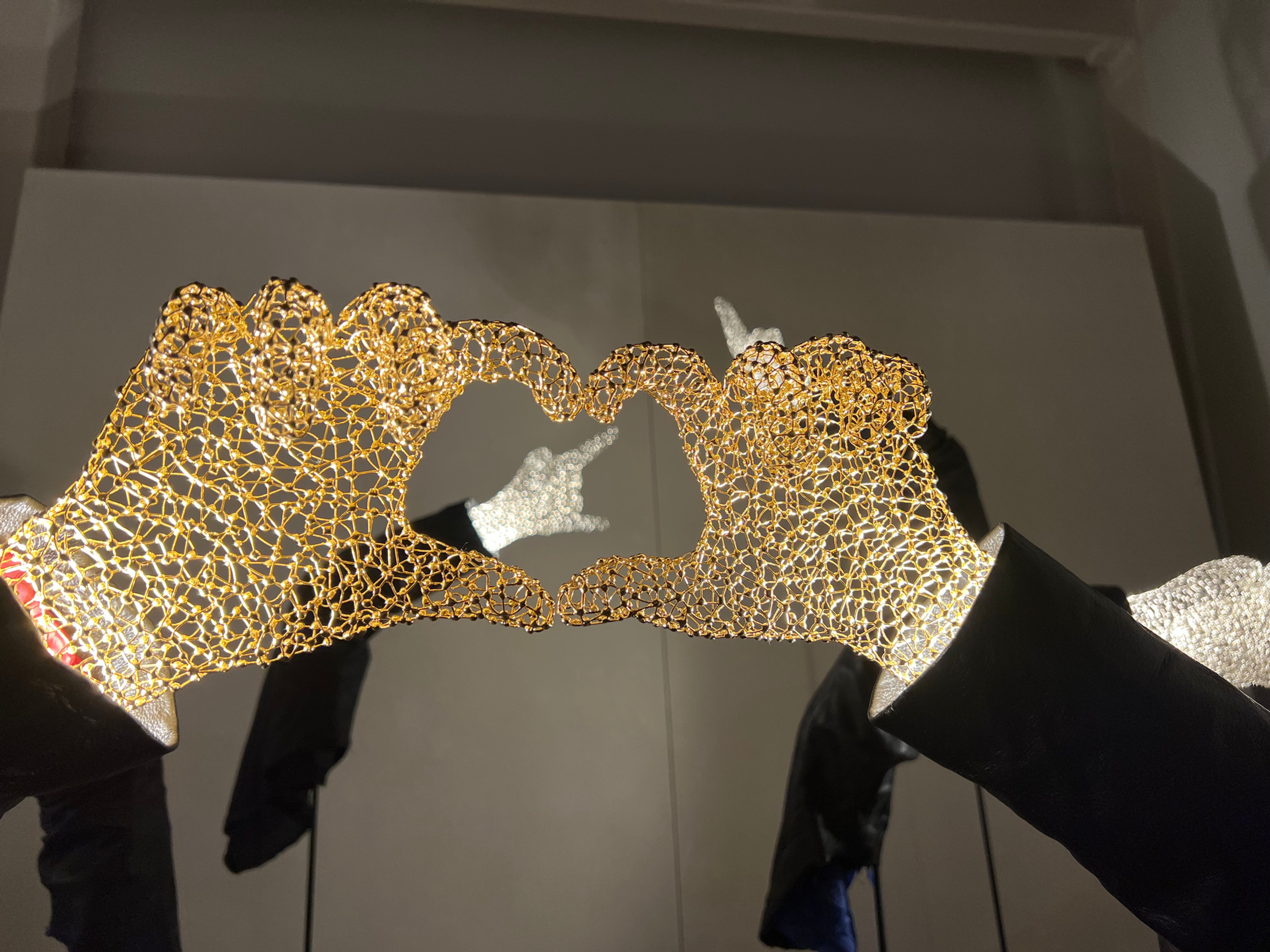 Bejewelled Hand | Ango | Thailand