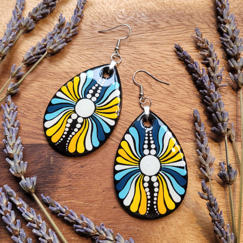 AroAce Pride Teardrop Earrings | Arthurbutus Designs