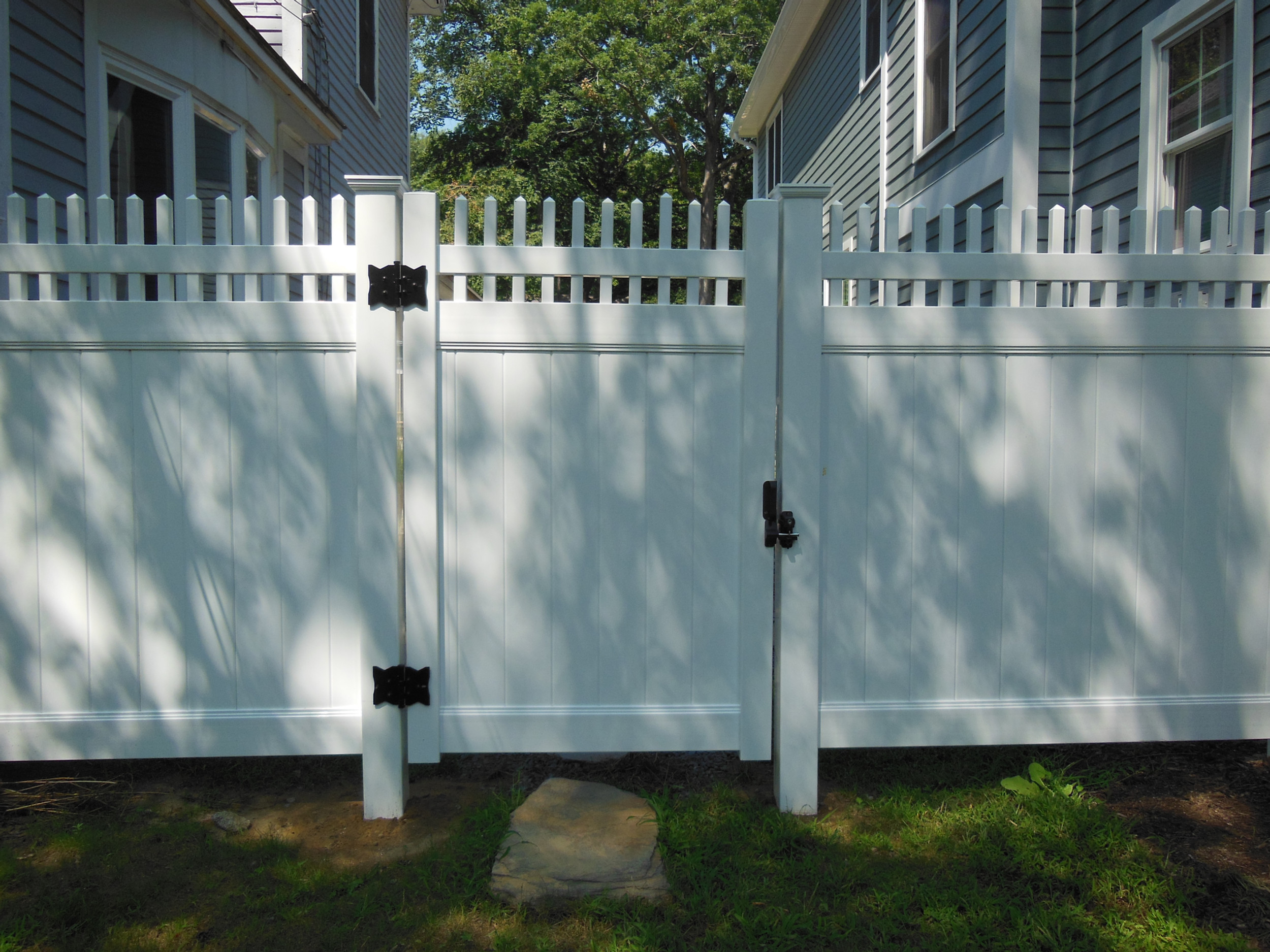 CONTACT | Fitzgerald Fences Inc.
