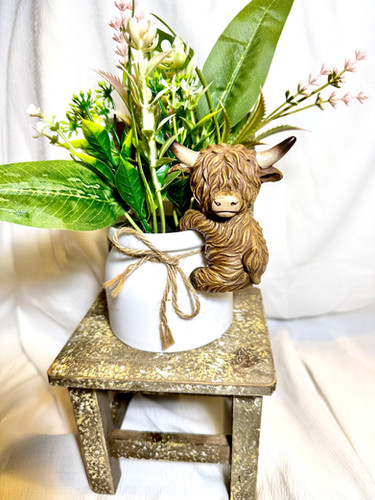 Highland Cow Pot Percher | Artisanal Home Decor