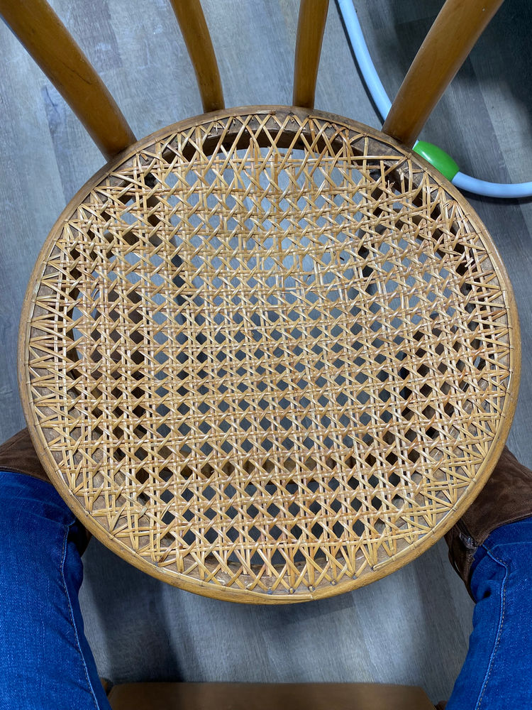 How do I cane a chair that is missing a hole? | seatweaversguild