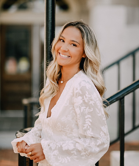About Me | Isabelle Ruiz Photography | United States