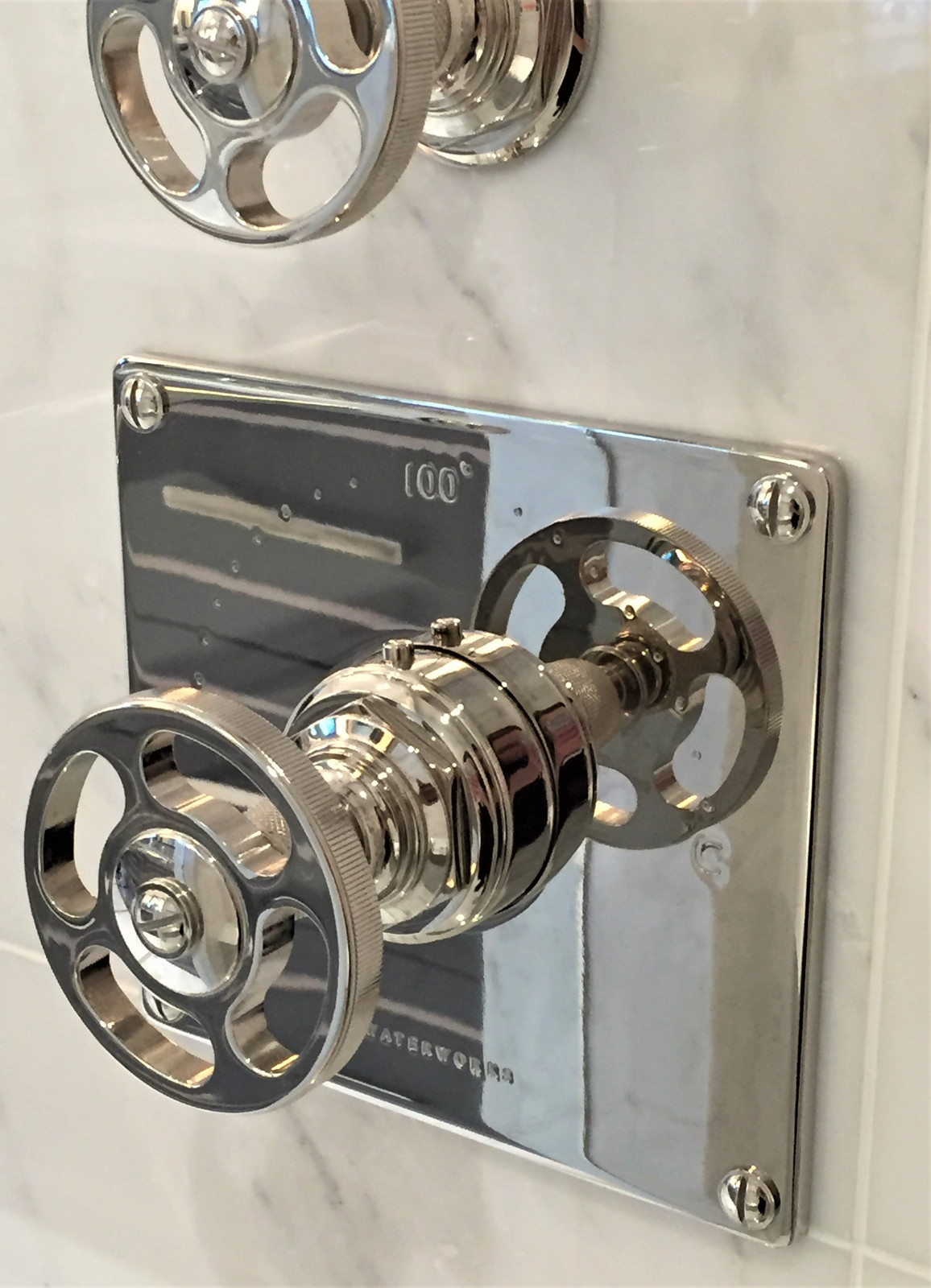 Fullscreen Page | Robyn Clarke + Co