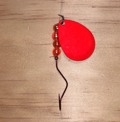Red Slow Death hook spinner | Bruns Tackle