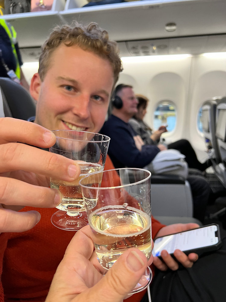 Icelandic Air Saga Premium Class Review