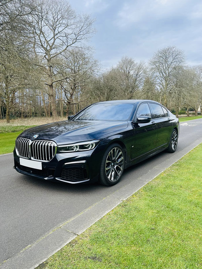 BMW 7-series | Crownwood Charters
