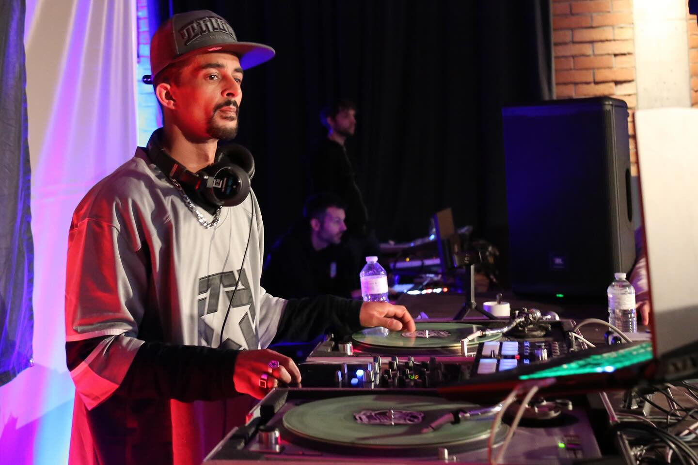 Dj Younes Funky Feet | funkyfeetacademy