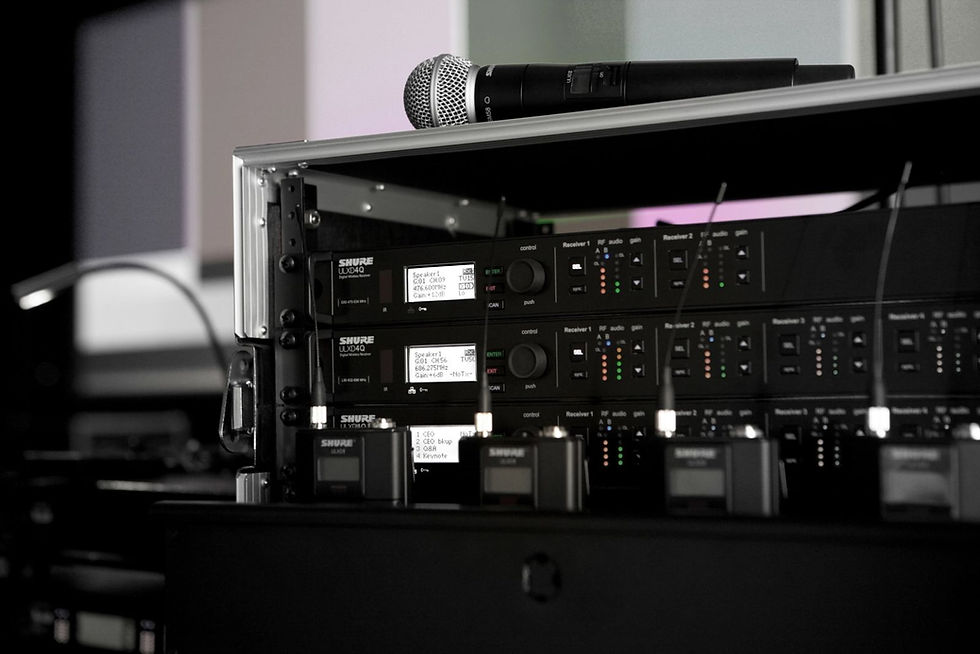 Unleashing the Magic of Wireless Microphones: How They Work and Pro Tips