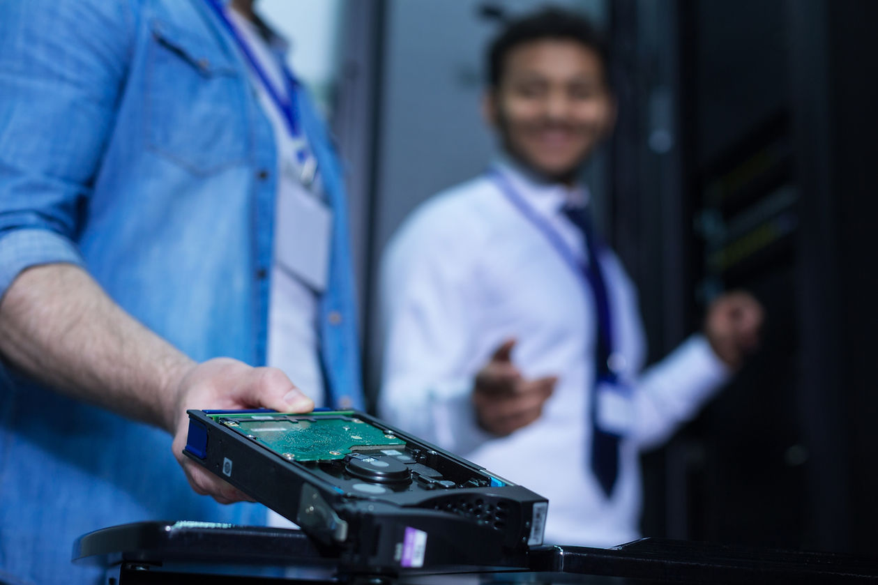 Home | We Trade Tech