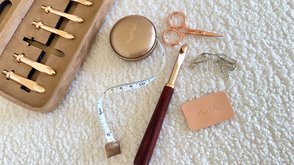 Revue du Kit de Crochet Oasis Chunky de KnitPro : Élégance et Praticité ...