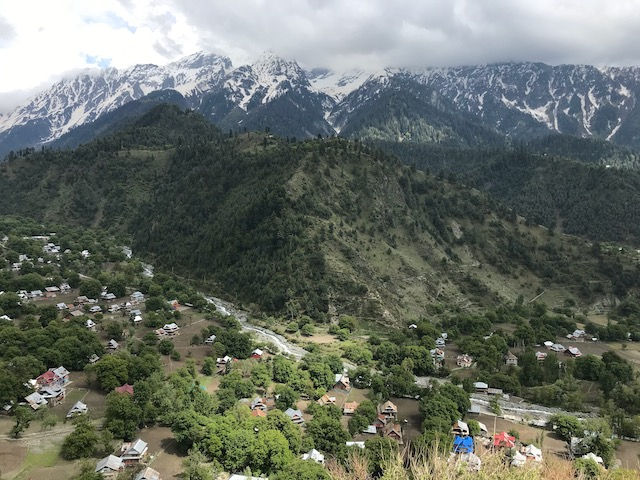 Breathtakingly beautiful Lolab Valley to the borders of PoK, Tangdhar ...