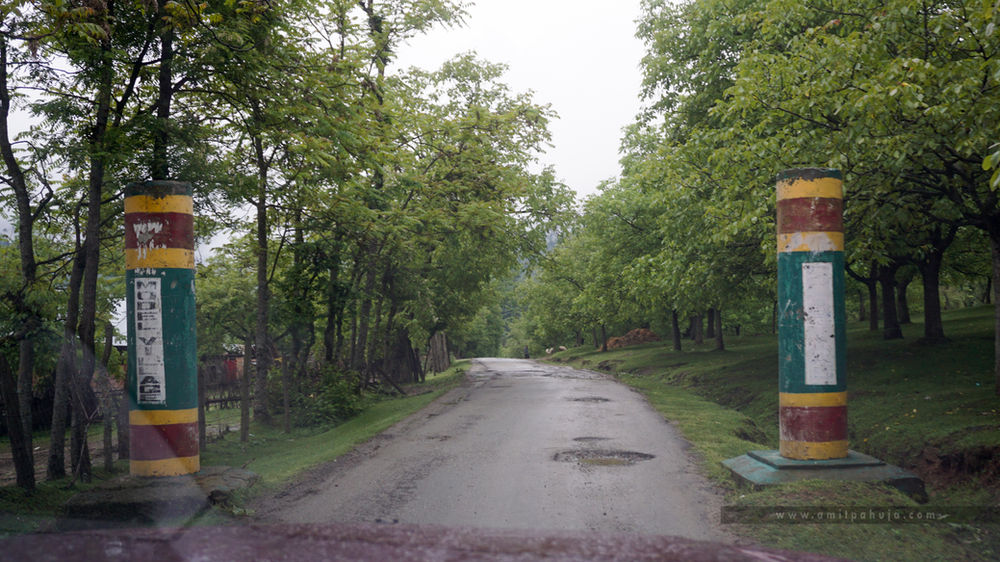 Breathtakingly beautiful Lolab Valley to the borders of PoK, Tangdhar ...