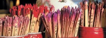 Hong Kong Fortune Telling: Kau Chim at Sik Sik Yuen Wong Tai Chin Temple