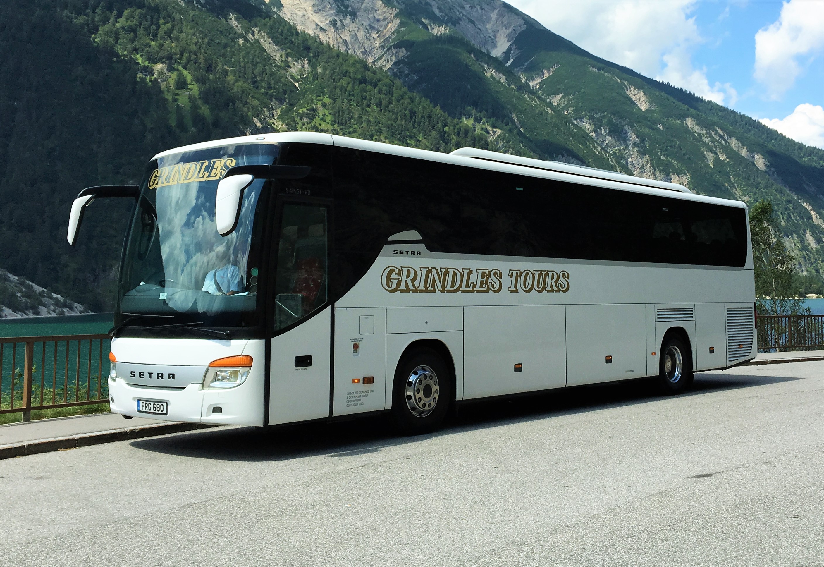 Luxury Coach Hire | Grindles Coaches - Gloucestershire | Babbacombe