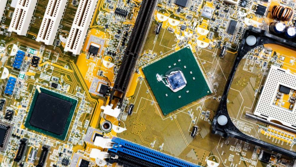 Learn How to Choose the Right Vias For PCB | Vadzo Imaging