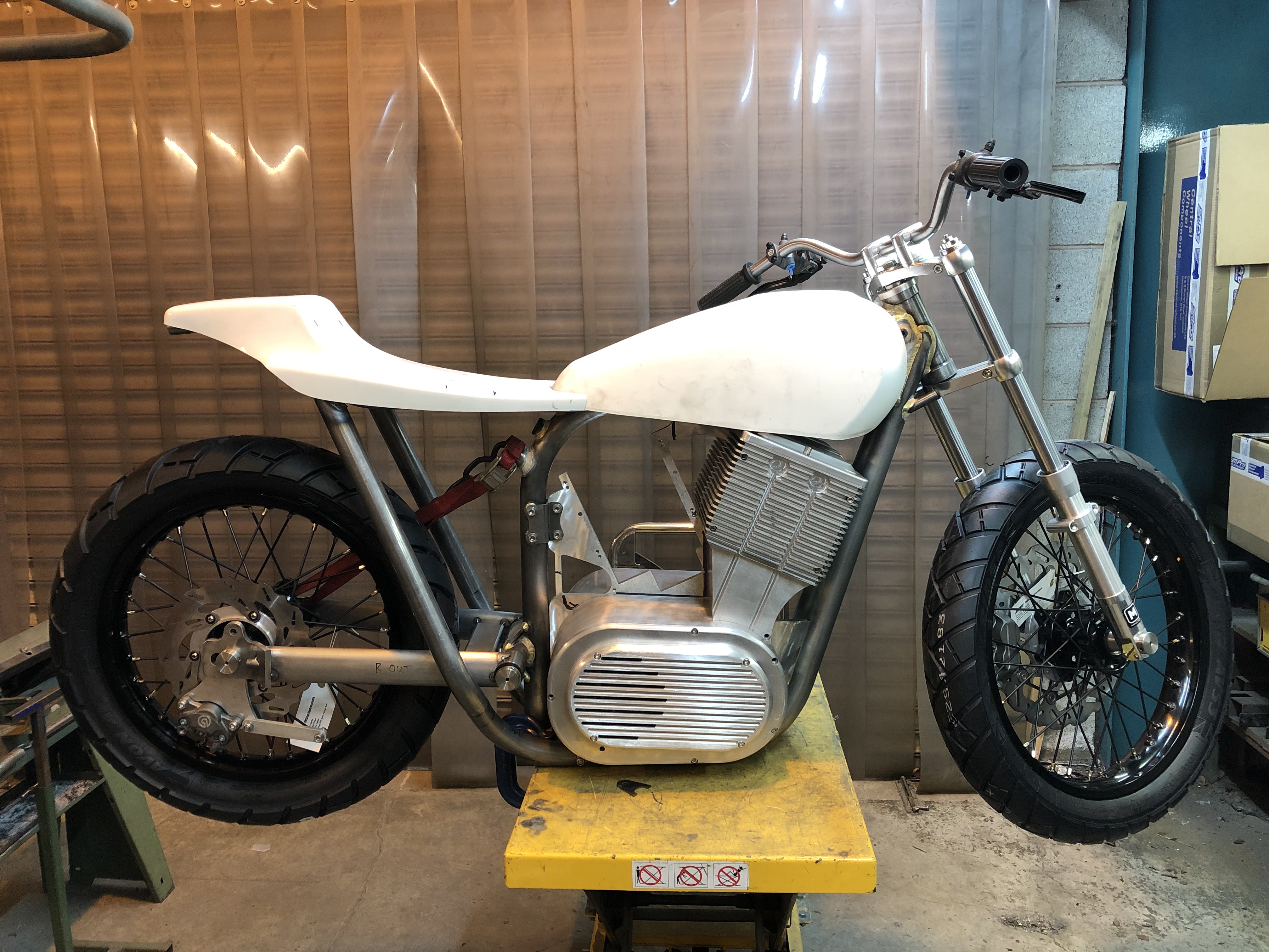 Veitis E-Tracker | malarkey-engineering