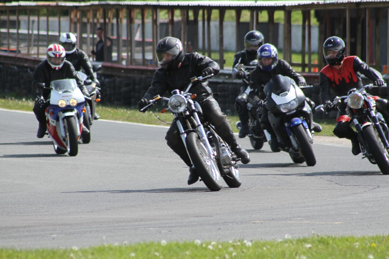 Three Sisters Track Day | malarkey-engineering