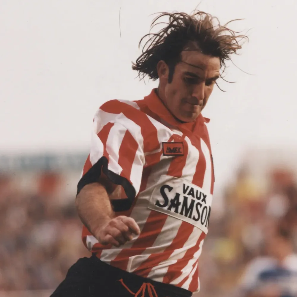 OTD: PHIL GRAY SIGNS