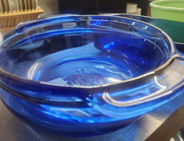 Beautiful Vintage Bakeware | America's Antique Mall
