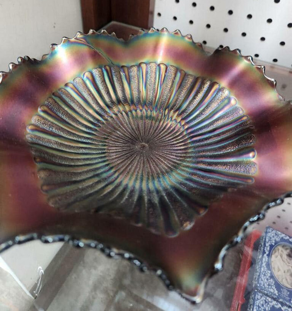 Types of Collectible Colored Glass | America's Antique Mall