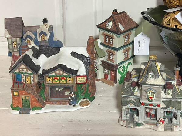 Christmas Village Set from Scratch | America's Antique Mall