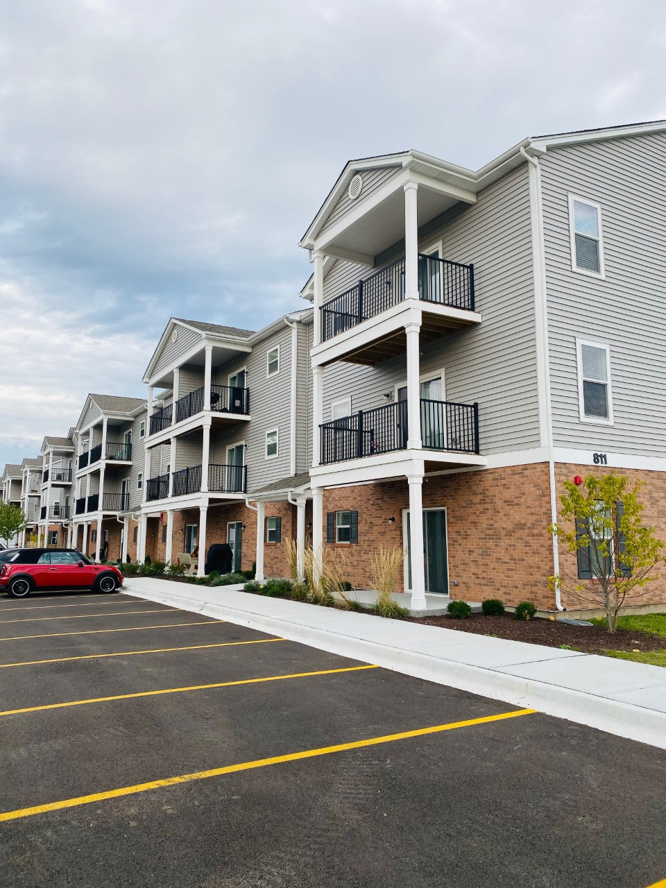 811 Main St Apts | MainStApartments