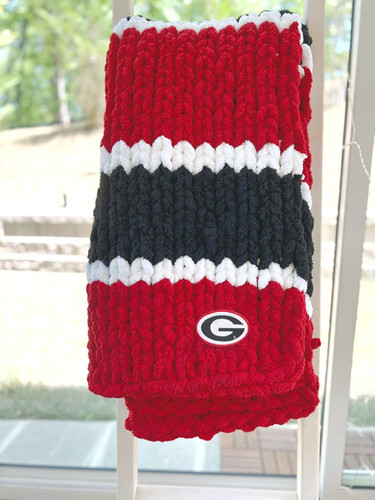 University of Georgia (UGA) hand-knit blanket | SnugglyBlanketco