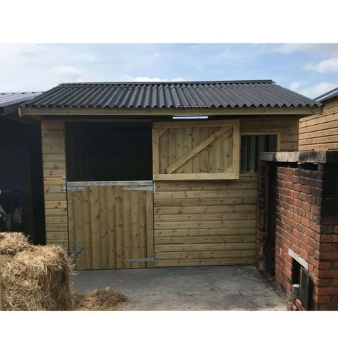 10ft x 14ft Single Stable Static or Mobile 25mm Cladding | Timber Stables