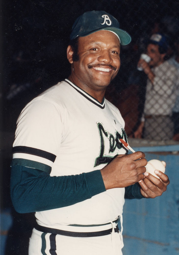 UN 2 DE JUNIO PERO DE 1949 NACE JACK PIERCE