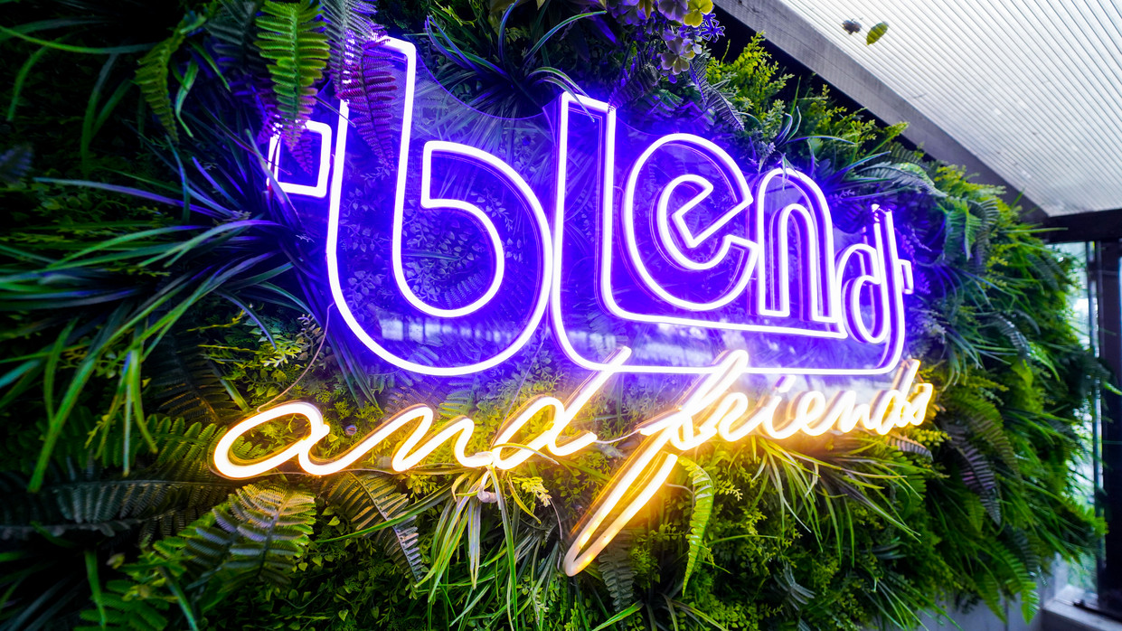 RESERVATION | Blend on the Water | Latin Fusion Restaurant | 45-40 ...