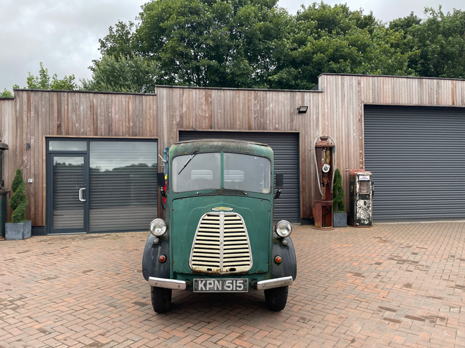 1956 Morris J Van