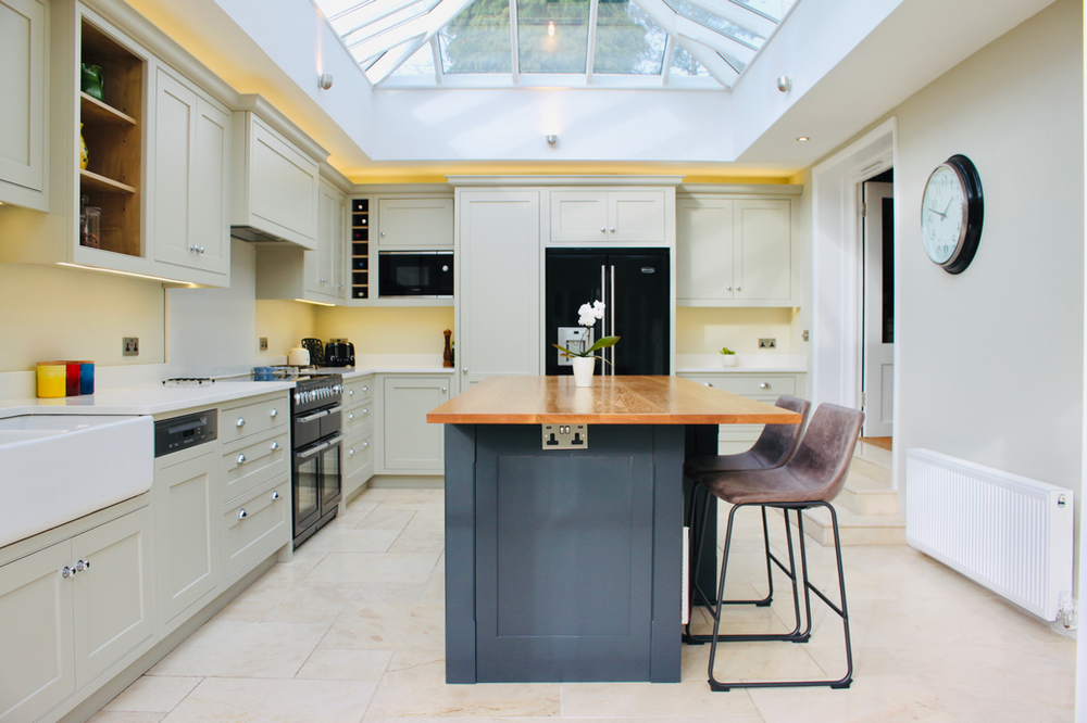 Bespoke Drop Cloth Kitchen - Grayshott, Surrey