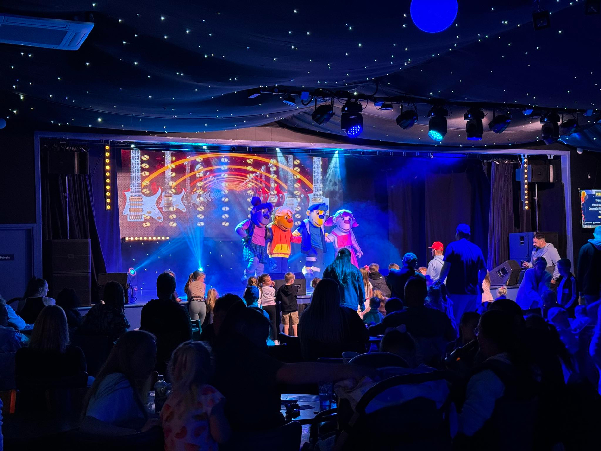 The Zoomies | UK Tour