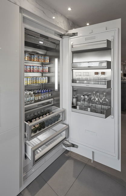 Grid Thirteen / About us