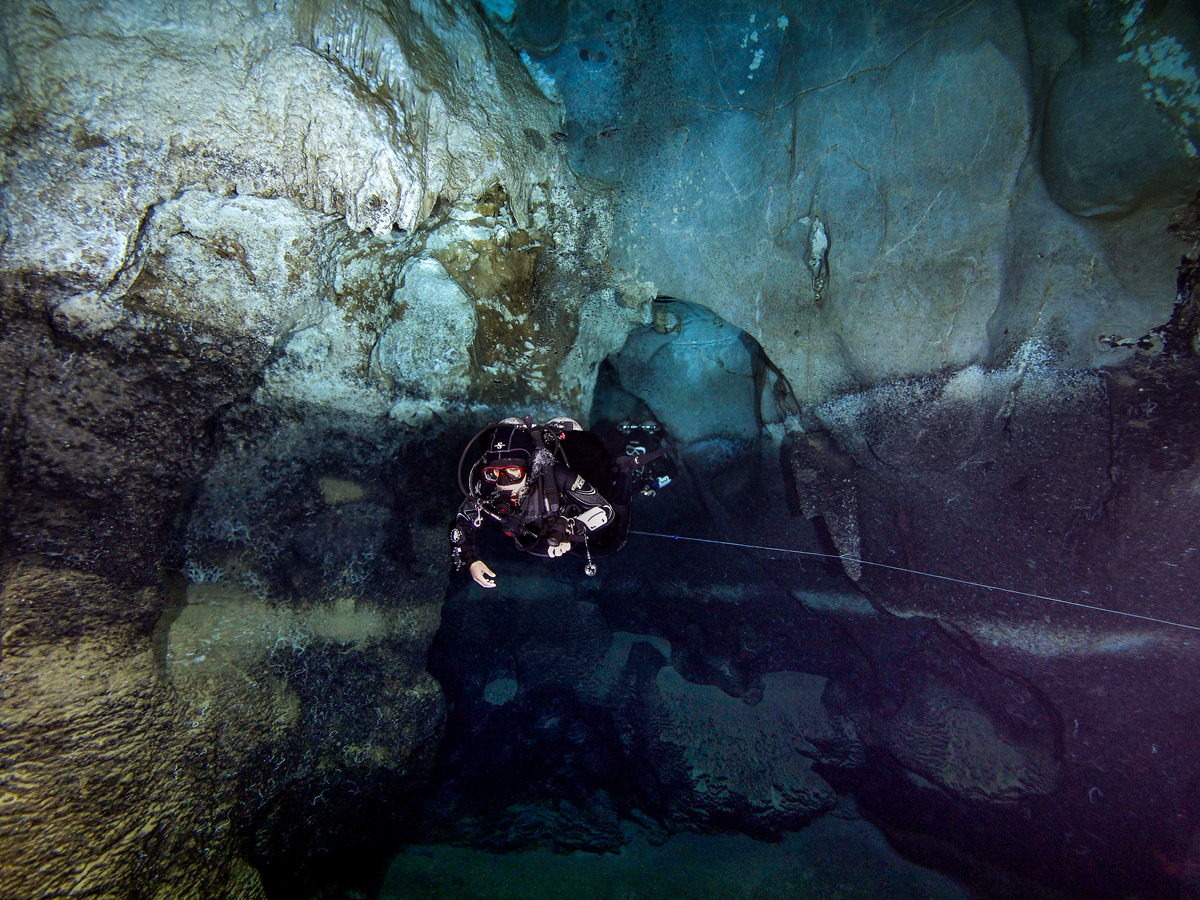 Cave Diving Photos | Scuba Diving Photos