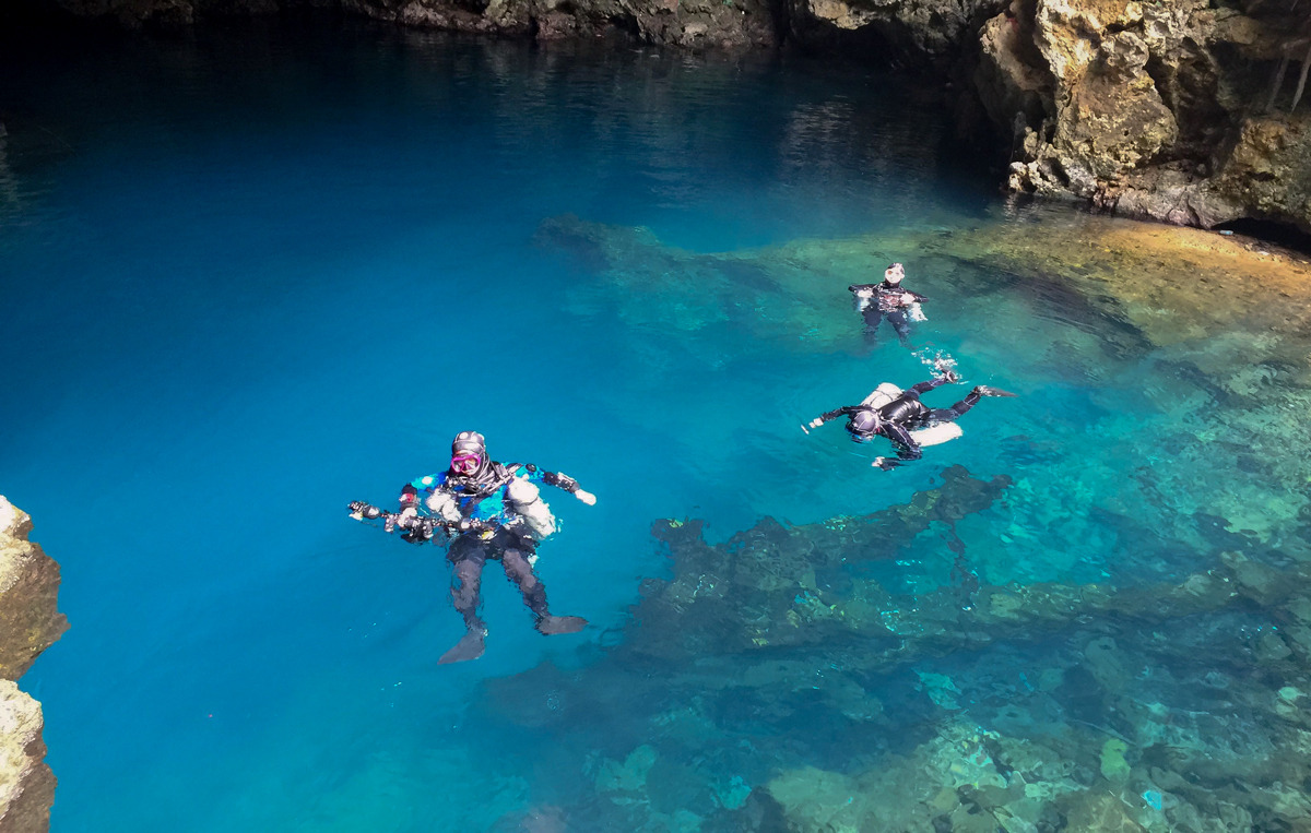 Cave Diving Photos | Scuba Diving Photos