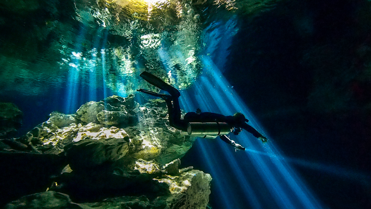 Cave Diving Photos | Scuba Diving Photos