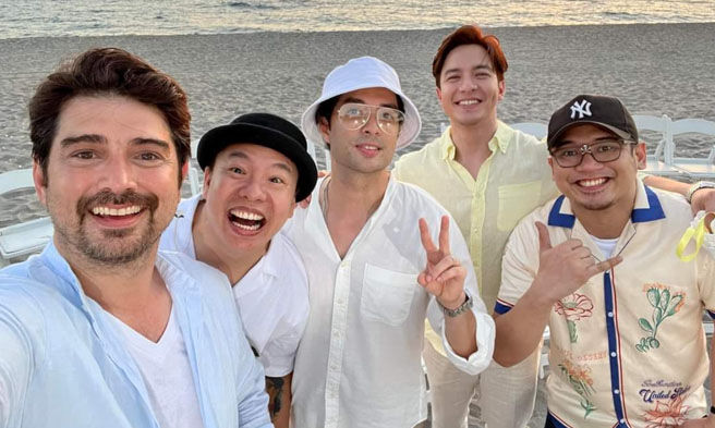 DIREK CATHY, AYAW NG MGA ARTISTA SA WEDDING NIYA, SINUGOD PA RIN NINA ... DIREK CATHY, AYAW NG MGA ARTISTA SA WEDDING NIYA, SINUGOD PA RIN NINA ...