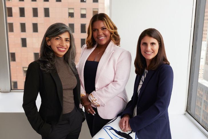 Portrait Executive | Modern Corporate headshots NYC | Premier Executive ...