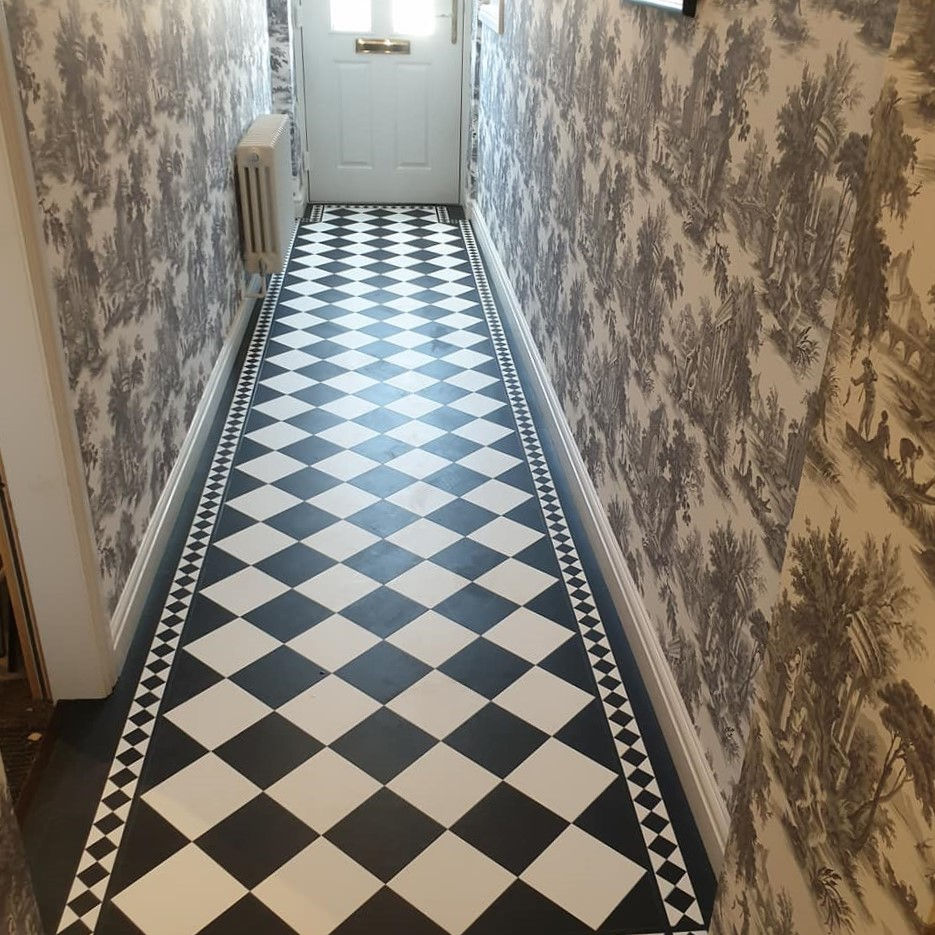 A statement hallway in Amtico Signature