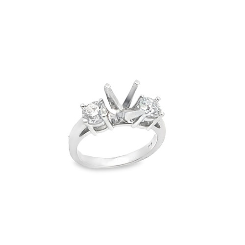 Traditional Three Stone Diamond Engagement Setting | Milanousa