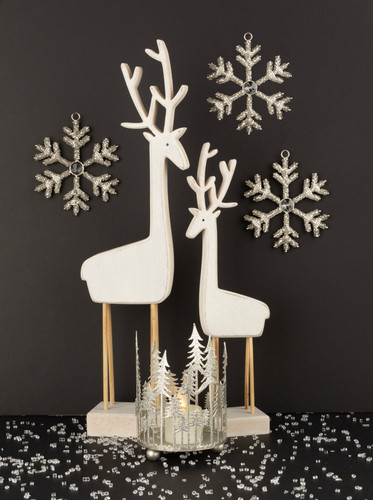 Silver Tree Holiday | Group One Associates